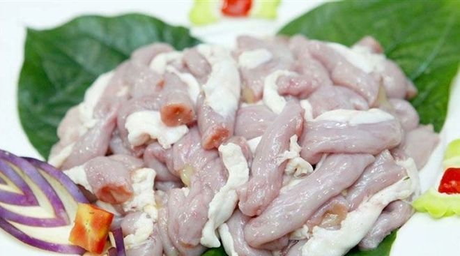 Cách luộc lòng lợn thơm ngon đúng chuẩn như ngoài quán