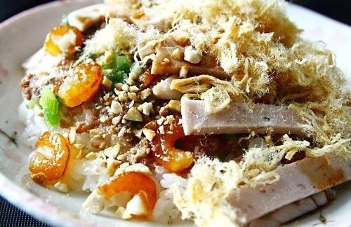 10 địa chỉ bán xôi mặn, ngọt ngon nổi tiếng đất Sài Gòn