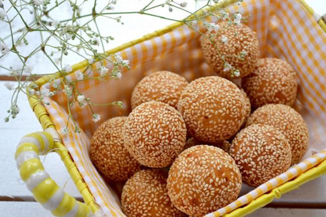 Cách làm bánh rán nhân đậu xanh giòn tan đơn giản nhất