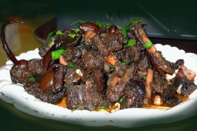 Cách nấu rượu mận thịt chó chuẩn vị ngay tại nhà