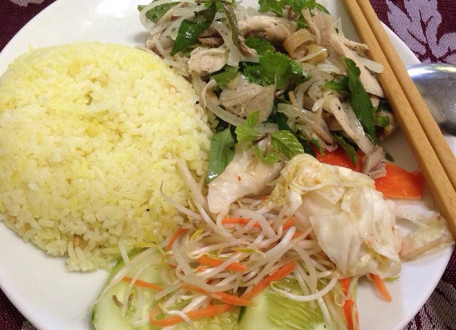 Cách nấu cơm gà Tam Kỳ đơn giản nhất, ai cũng làm được