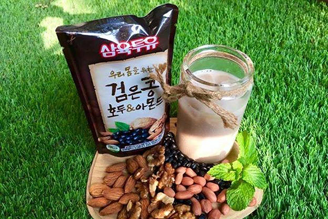 Sữa óc chó Hàn Quốc có tốt không? Trẻ mấy tuổi dùng được?