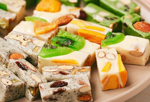 Top 10 loại snack ngon "ăn là ghiền" được yêu thích nhất hiện nay