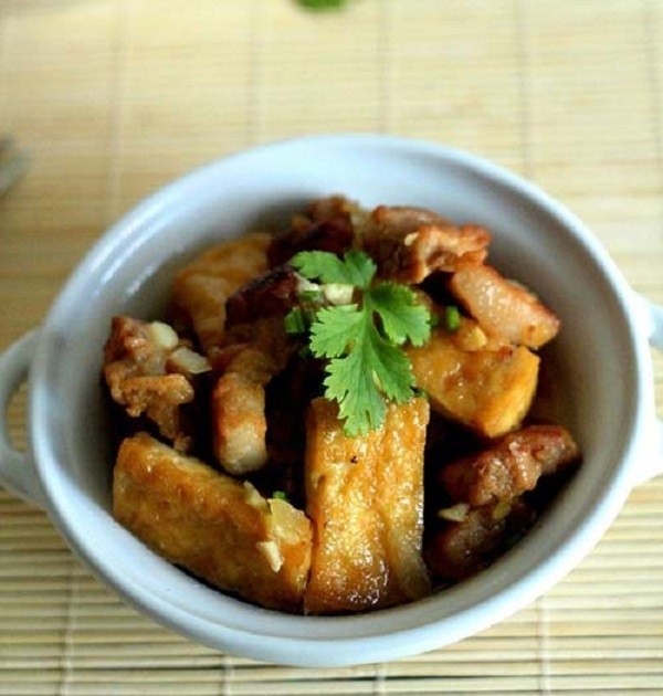 Cách nấu thịt kho đậu phụ ngon bổ rẻ cho mọi nhà